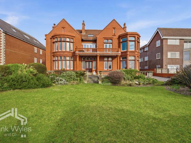 3 Bedroom Flat