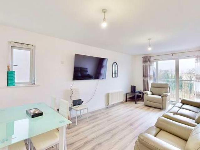 3 Bedroom Flat
