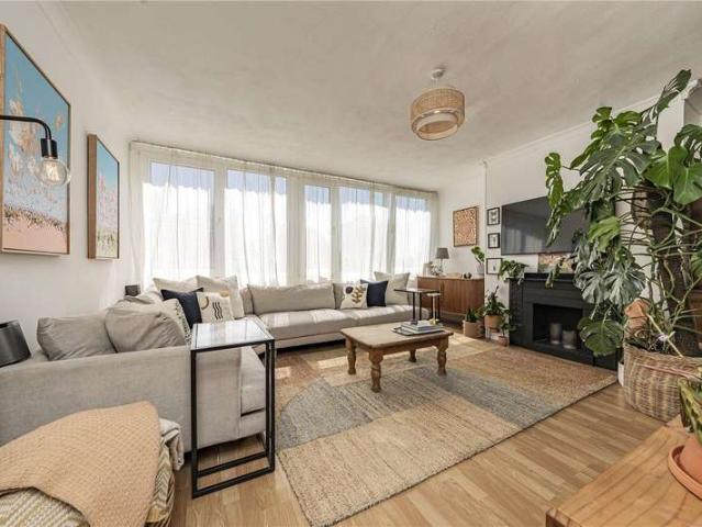3 Bedroom Flat