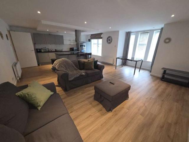 3 Bedroom Flat