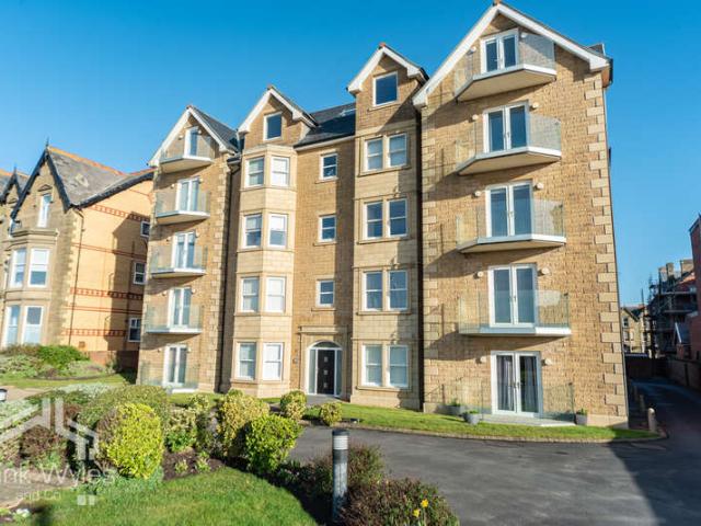 3 Bedroom Flat