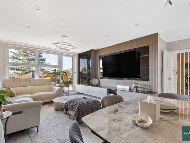 3 Bedroom Flat
