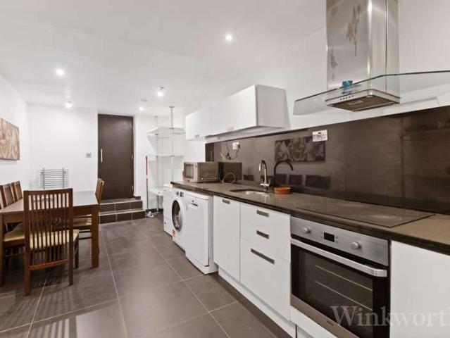 3 Bedroom Flat