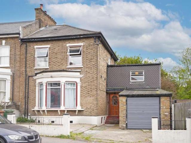 3 Bedroom Flat