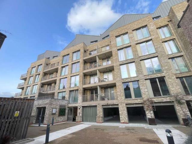 3 Bedroom Flat