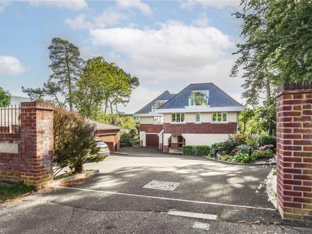 3 Bedroom Flat