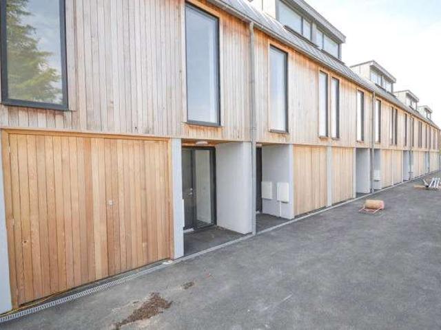3 Bedroom Flat