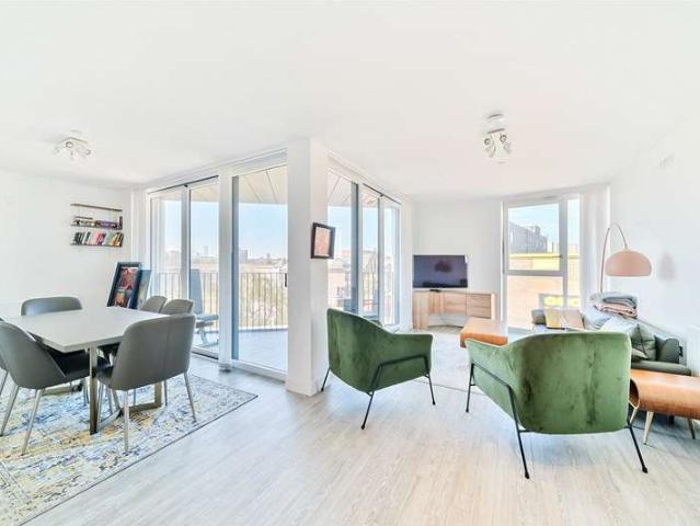 3 Bedroom Flat