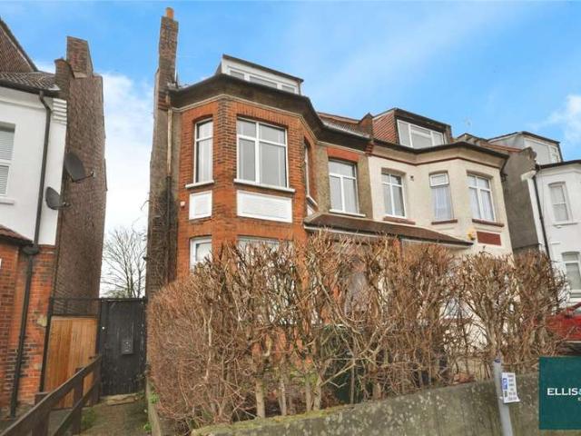 3 Bedroom Flat