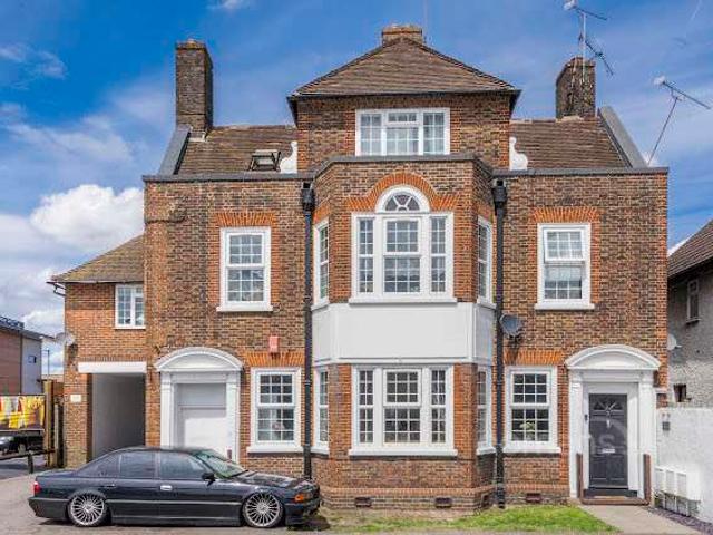 3 Bedroom Flat