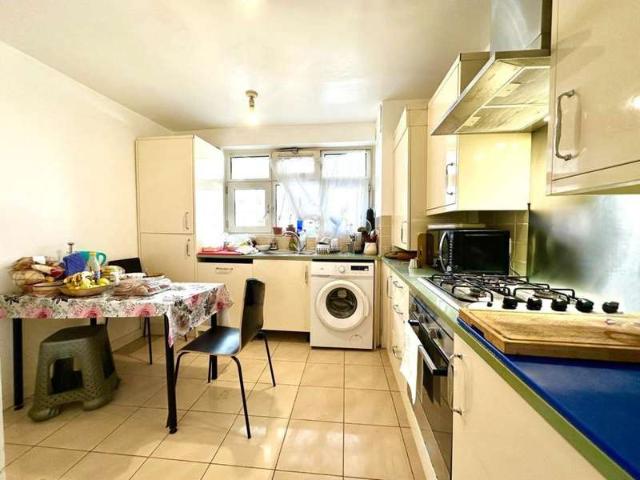 3 Bedroom Flat
