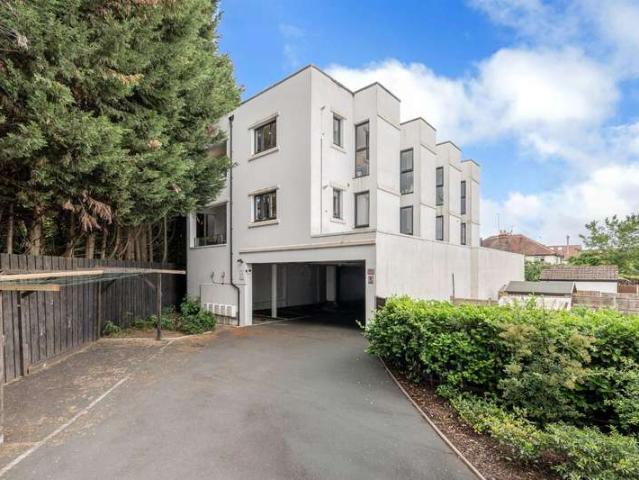 3 Bedroom Flat