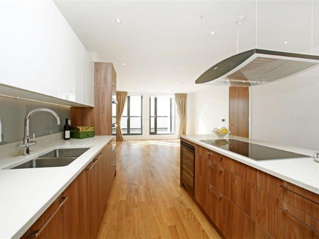 3 Bedroom Flat To Let