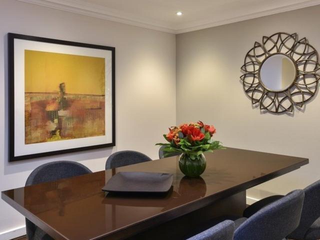 3 bedroom flat to rent on Stanhope Gardens, London