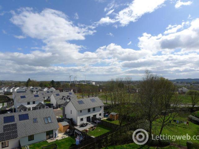 3 Bedroom Flat to Rent at Dundee, Dundee City, North East, Whitfield