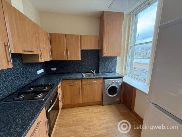 3 Bedroom Flat to Rent at Dundee/City Centre, Dundee, Dundee City, Maryfield, Tay Bridges