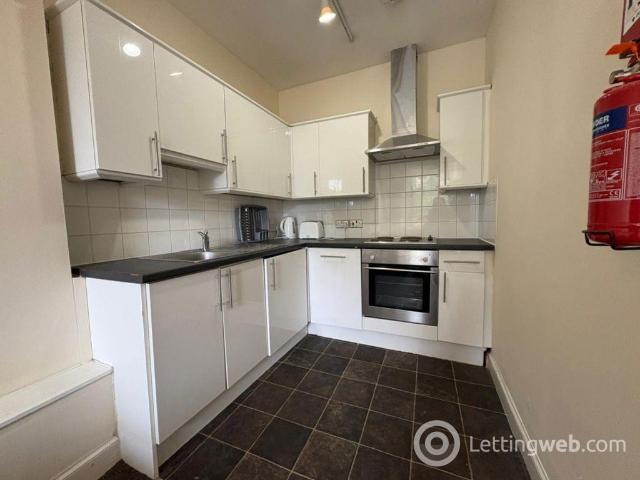 3 Bedroom Flat to Rent at Edinburgh, Leith