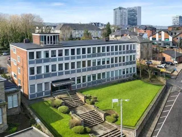 3 bedroom Flat to rent, Cadzow Street, Hamilton, ML3 £1,395 pcm