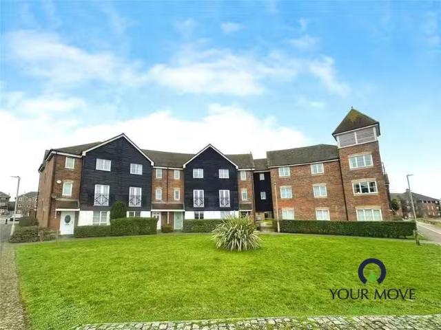 3 bedroom Flat to rent, East Stour Way, Ashford, TN24 £1,300.