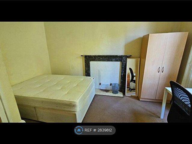 3 Bedroom Flat To Rent In Athole Gardens, Glasgow, G12