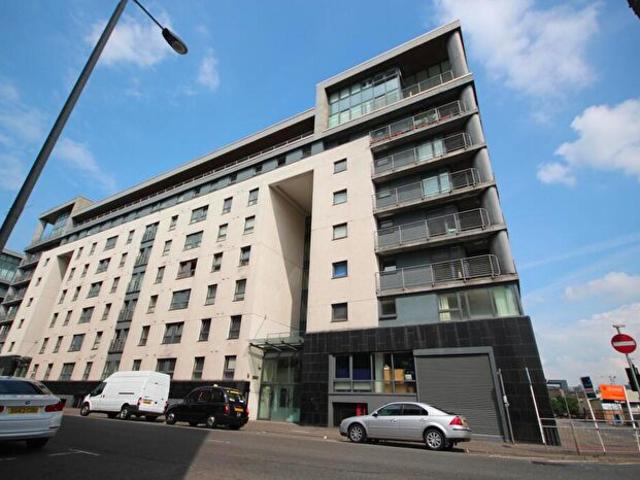 3 Bedroom Flat To Rent In A Wallace Street, Glasgow, G5