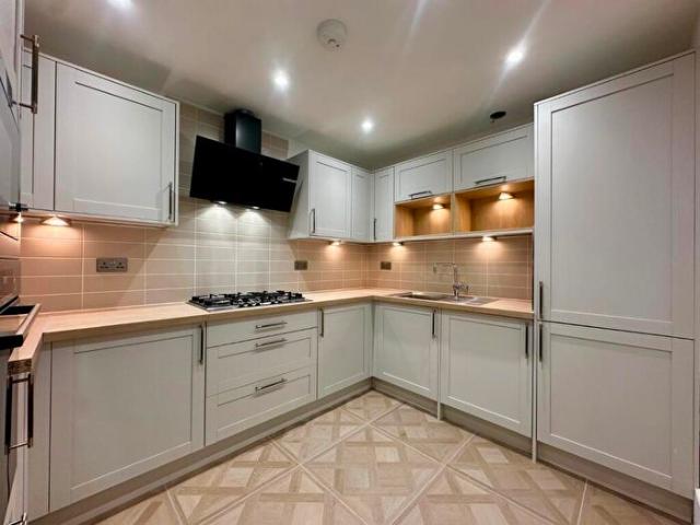 3 Bedroom Flat To Rent In Argyle Street, Finnieston, Glasgow, G3