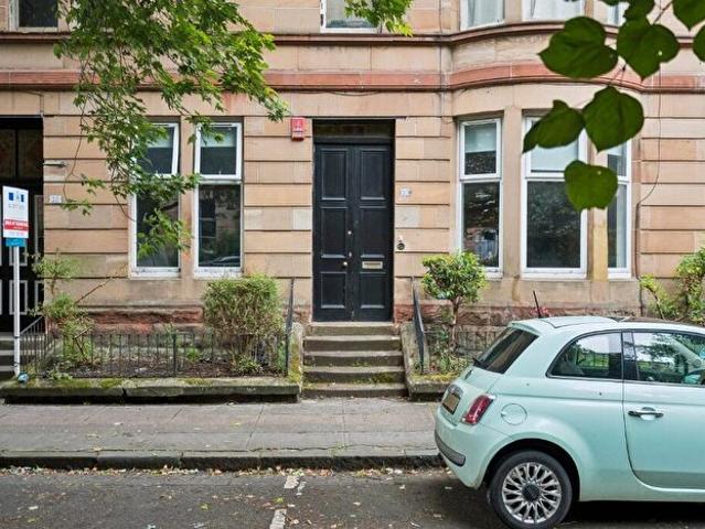 3 Bedroom Flat To Rent In Barrington Drive, Woodlands, Glasgow, G4