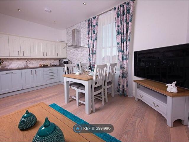 3 Bedroom Flat To Rent In Beechwood House, Headington, Oxford, OX3