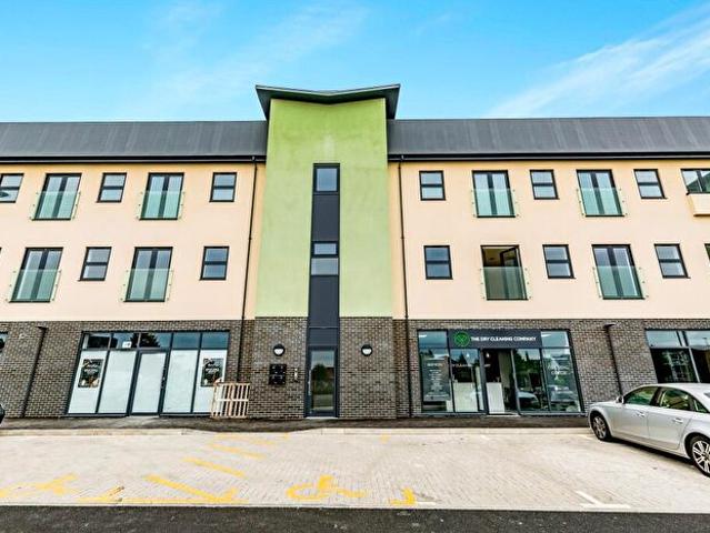 3 Bedroom Flat To Rent In Bodmin Place, Broughton, Milton Keynes, MK10