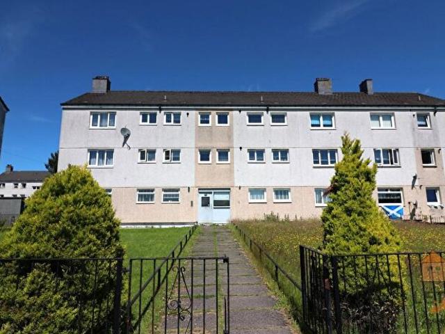 3 Bedroom Flat To Rent In Dunphail Road, Glasgow, G34