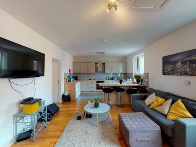 3 Bedroom Flat To Rent In Flat, Kilbourn Street, Nottingham, NG3