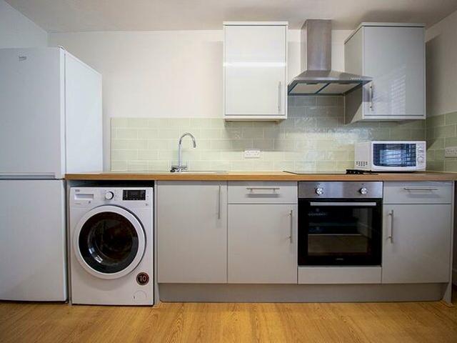 3 Bedroom Flat To Rent In Flat, Mansfield Road, Nottingham, NG1