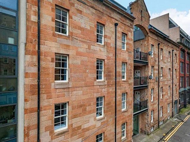 3 Bedroom Flat To Rent In Fox Street, Glasgow, G1