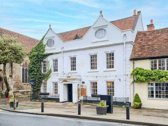 3 Bedroom Flat To Rent In High Street, Henley In Arden, Warwickshire, B95