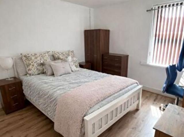 3 Bedroom Flat To Rent In Ilkeston Road, Lenton, Nottingham, NG7