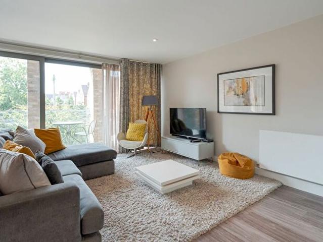 3 Bedroom Flat To Rent In Portland Road, Oxford, OX2
