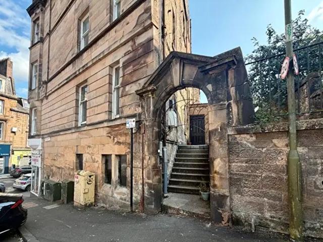 3 Bedroom Flat To Rent In Princes Street, Stirling Town, Stirling, FK8