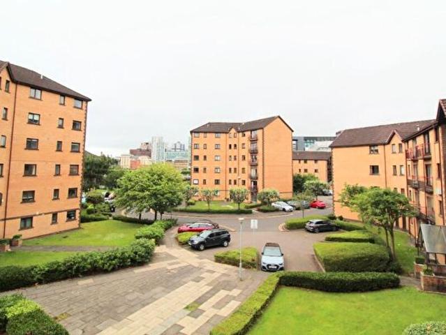 3 Bedroom Flat To Rent In Riverview Gardens, Glasgow, G5