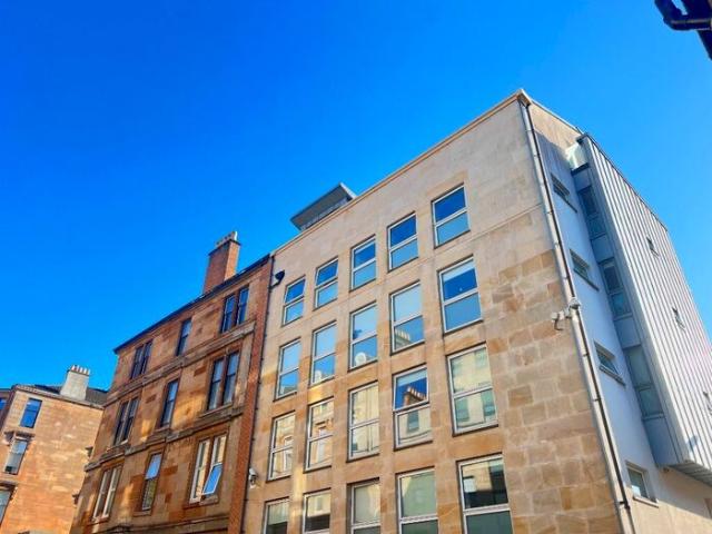3 Bedroom Flat To Rent In Saltoun Street, Dowanhill, Glasgow, G12