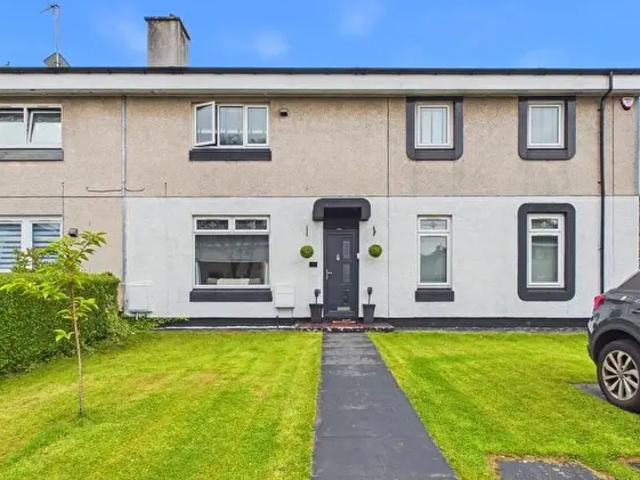 3 Bedroom Flat To Rent In Shafton Place, Glasgow, G13