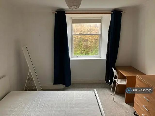 3 Bedroom Flat To Rent In Upper Bridge Street, Stirling, FK8