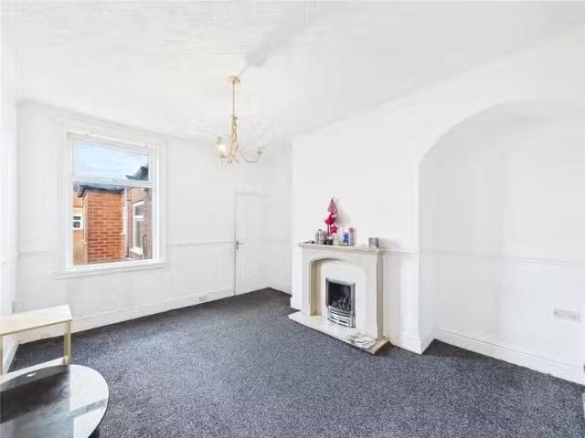 3 bedroom Flat to rent, Stanhope Road, South Shields, NE33 £5.