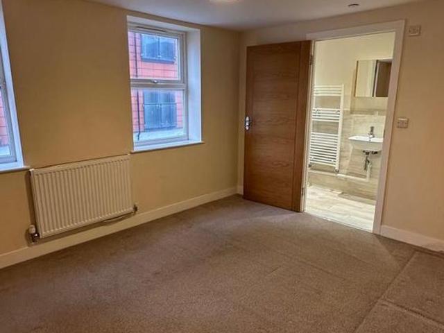 3 bedroom flat to rent