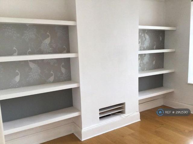 3 bedroom flat to rent