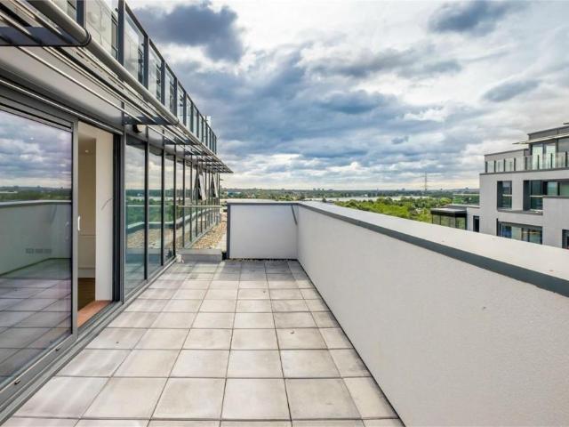 3 bedroom flat to rent