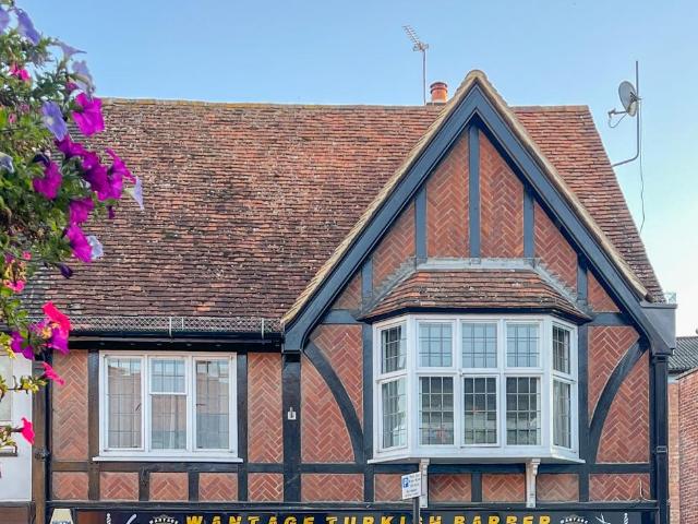 3 bedroom flat to rent