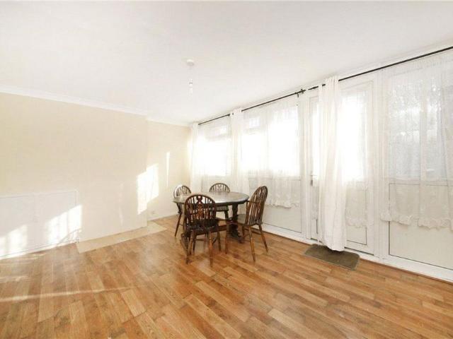 3 bedroom flat to rent