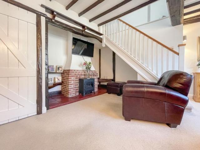 3 bedroom flat to rent