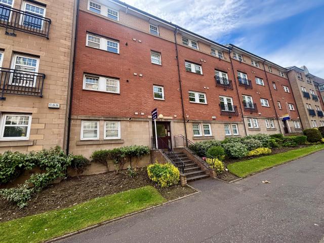 3 bedroom flat to rent