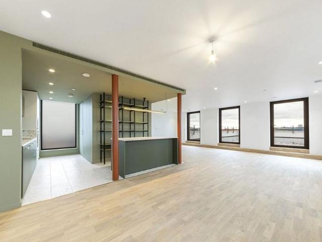 3 bedroom flat to rent